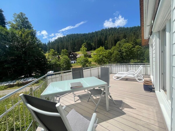 Ferienhaus Hirschle -Sauna, Hunde, 3 Schlafzimmer, 8 Personen - Alpirsbach