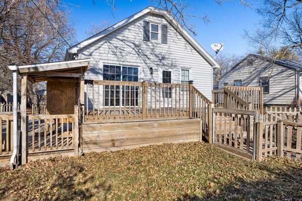 Blue Haven Cottage | Spacious 2bd In The Heights - Peoria, IL