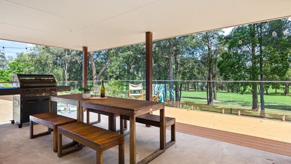 Beaches N Birdies - Escape To Paradise Right On The Golf Course - Mollymook
