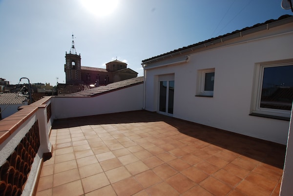 Sant Guillem - Big Terrace - Mataró