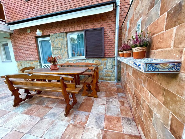 Spacious 4-bedroom House In Wonderful Szeged With Wifi, Ac - Szeged