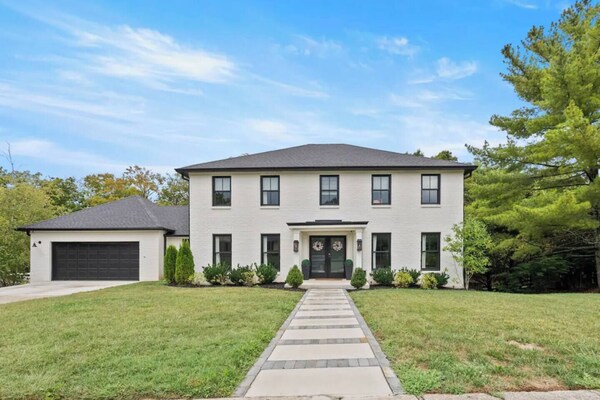 The Manor House - No Clean Fee - Lexington, KY