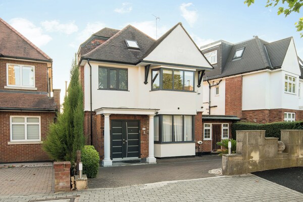 Modern 6-bed House - Londres