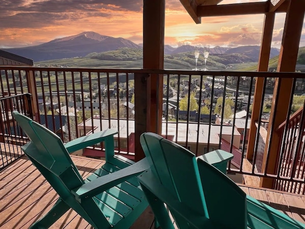Highest Condo In Cb With Stunning Views From Porch - Crested Butte, CO