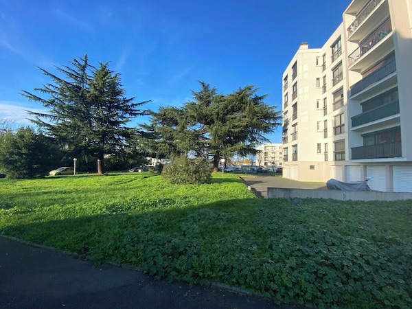 Nid Douillet à Talence, Aux Portes De Bordeaux - Talence