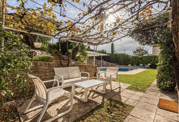 Lovely House With Private Pool In Cagnes-sur-mer - Cagnes-sur-Mer