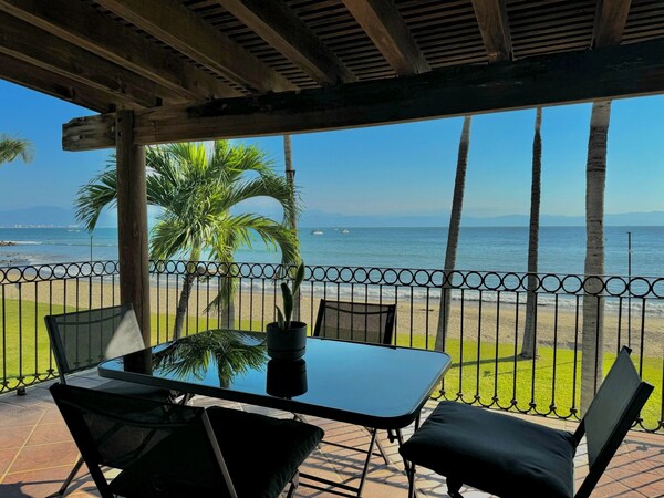 Beachfront Paradise Villa - Punta Mita