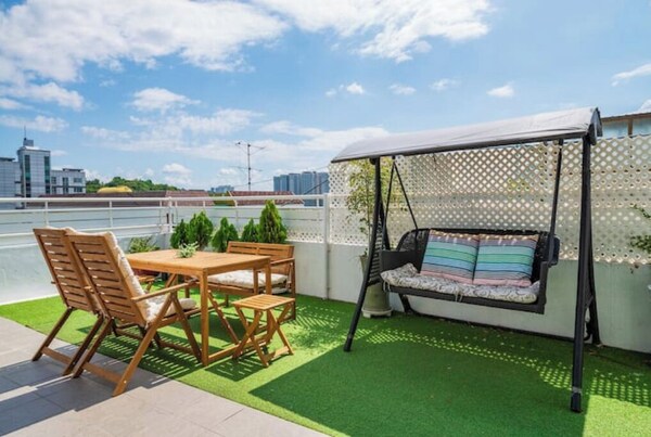 Haiyan Design House_feel Like A Vacation At City\n\n - Seul