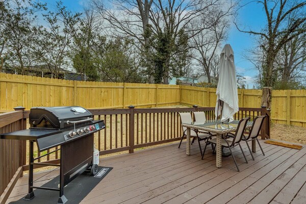 Cozy Georgia Retreat. Near Atlanta's Attractions! - Riverdale, GA