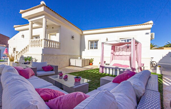 3 Bedroom Cozy Home In Rojales - Dolores, Spain