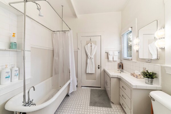 Cozy 1-bedroom Apartment In Midtown Sacramento With Wifi, Ac - San Francisco Bay Area, CA