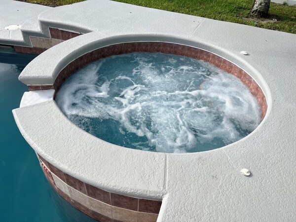 4-bedroom House In Superb Port St. Lucie With Wifi, Ac - Port St. Lucie, FL