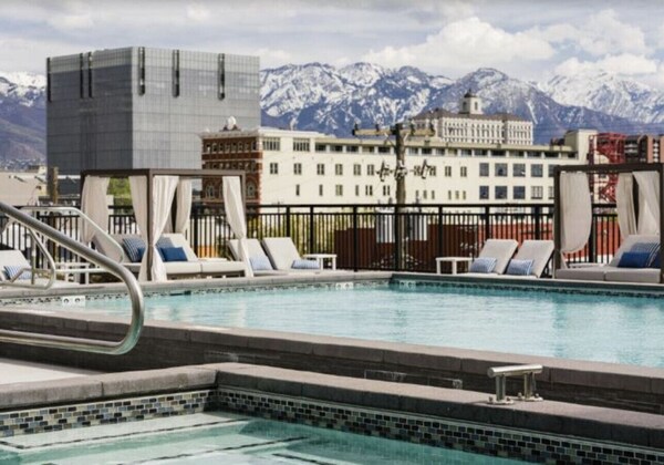 Boutique 1br Nr Convention Ctr Pool/htub/gym - Salt Lake City, UT