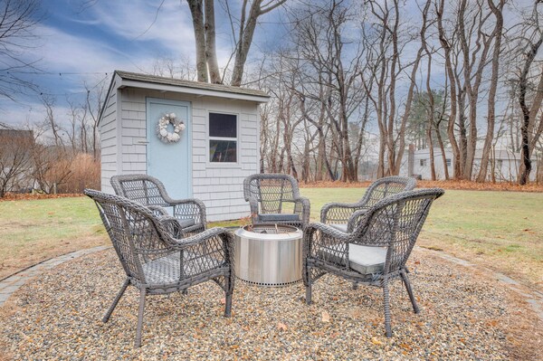 1 Mi To Drakes Island Beach: Cottage W/ Deck! - Wells, ME