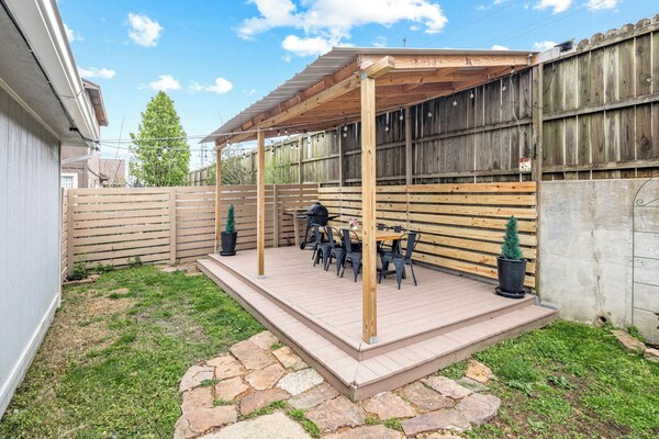Cozy Downtown Bentonville Home+king Bed+outdoor Oasis - Rogers, AR