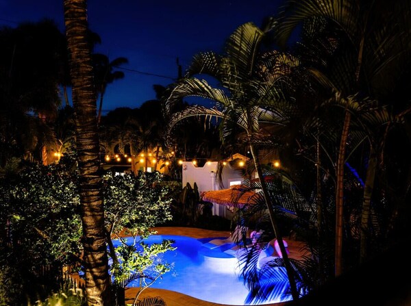 Cozy Guest House Suite W/ Heated Pool & Bbq - Palm Beach, FL