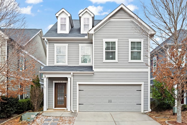Pet Friendly Elegant Marietta Retreat Near Atlanta Attractions - Acworth, GA