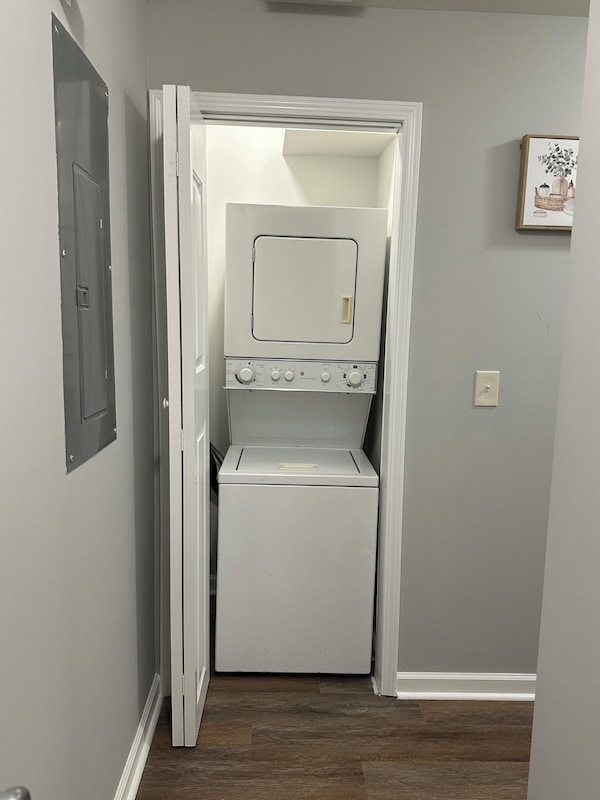 Cozy 2-bedroom Apartment In Peaceful Fayetteville With Ac - Jonesboro, GA