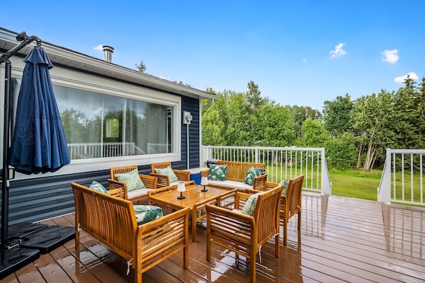 Sunnyside Cove | Lakeside | Fireplace | Fire Pit - Rimbey