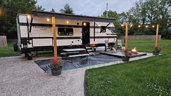 Convenient And Private Close To Shops, Restaurants - Louisville, KY