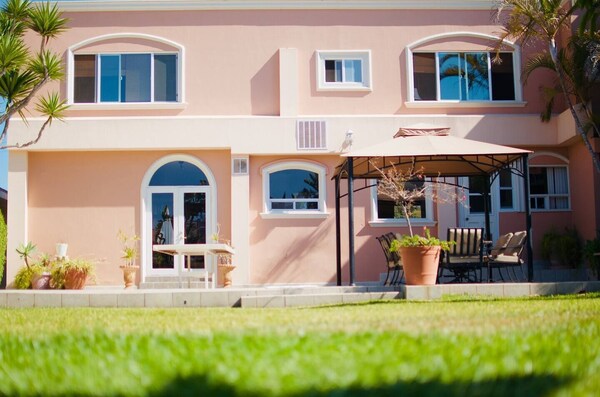 Tita's Place - Ensenada