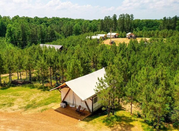 Entire Glamping Campground, 8 Luxury Safari Tents - Kentucky