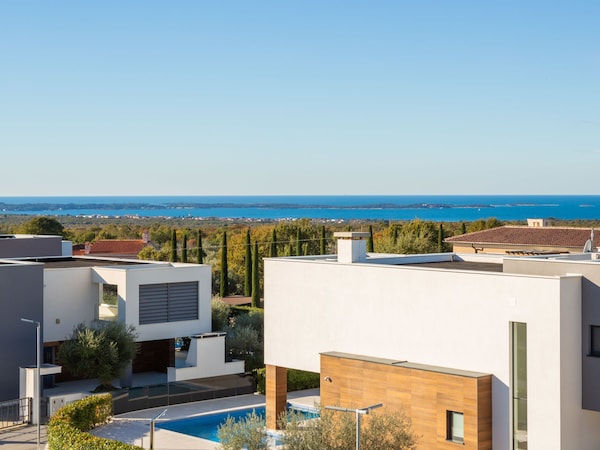 Old Olive Vi By Interhome - Pola