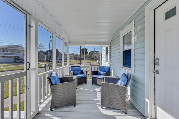 Harpers Haven  Vintage Cottage + Guest Suite Near Beach & Boardwalk! - Carolina Beach, NC