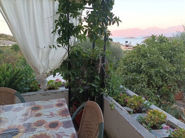 Sunny Apartment With View To The Mirabello Gulf - Elounda