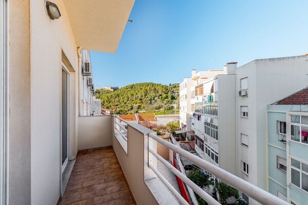 Apartamento 'Setúbal Dreams' Con Vistas Al Mar, Jardín Privado Y Wi-fi - Setúbal