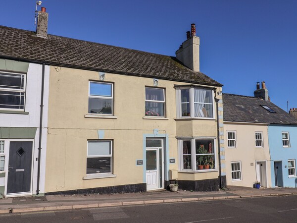 Charleston Cottage, Pet Friendly, With A Garden In Charmouth - Charmouth