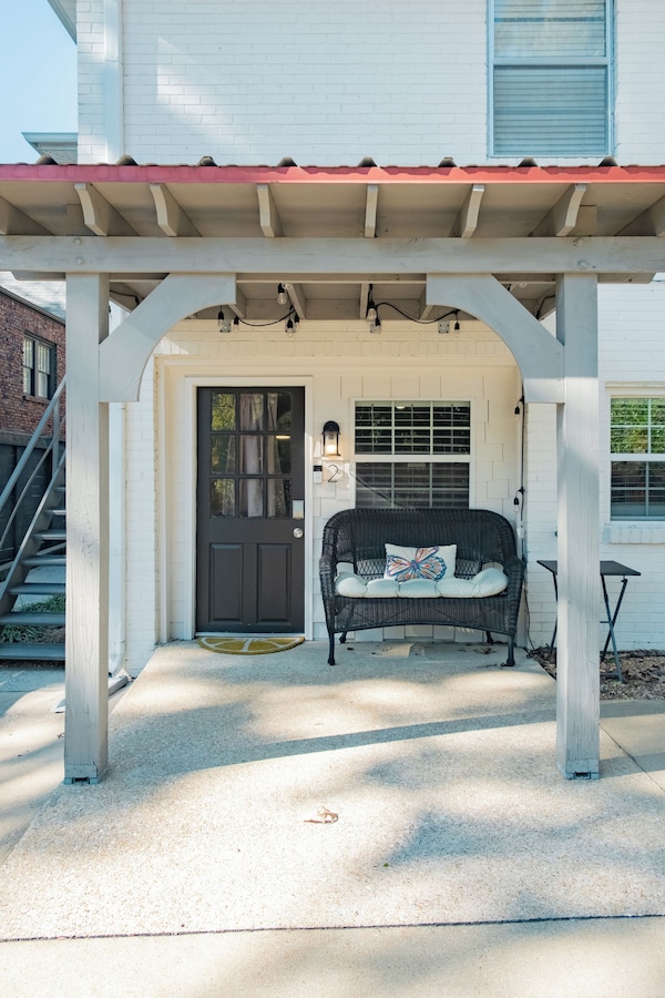 Lovely 1 Bedroom! Near Samford, Uab & Downtown! - Hoover, AL