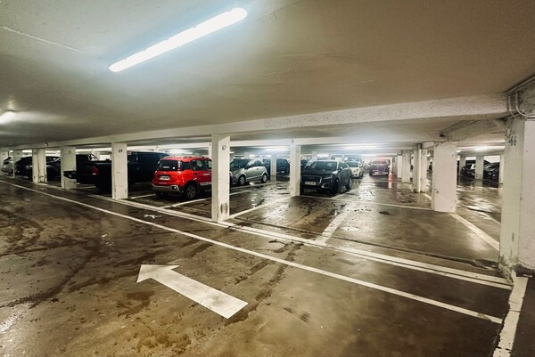 Love Me Tender Clocher Megève Parking Casino  Nouv - La Giettaz