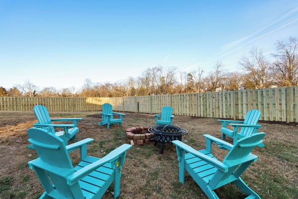 Luxury Home. Hot-tub, Close To Iad & Hylton Pac. - Clifton, VA