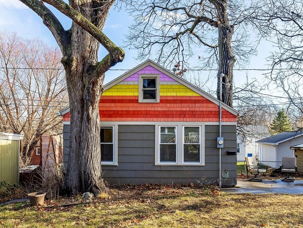 Happy Happy Guest House 1bd/1ba In Quiet Yet Popular Neighborhood - Iowa