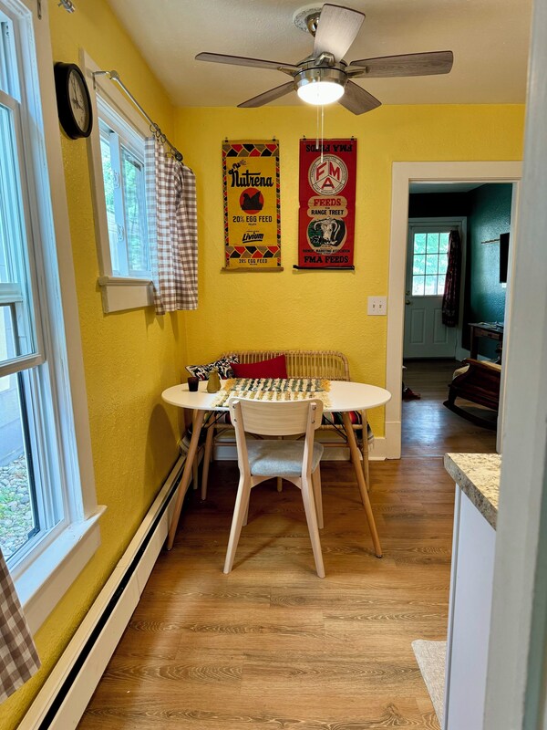 Cozy Apartment With Wifi In Old Colorado City - Colorado Springs - Colorado Springs, CO