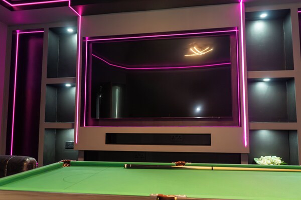Sk Stays Luxury Home Jacuzzi Bath & Cinema Room V.i.p - Ilkley