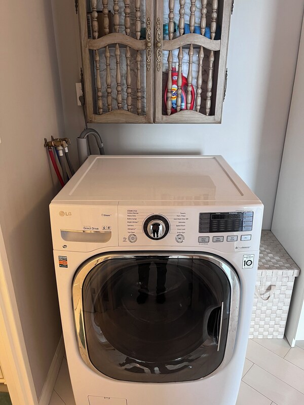 Fully Furnished Turn-key Two Bedroom Condo With Waterview - Sarnia