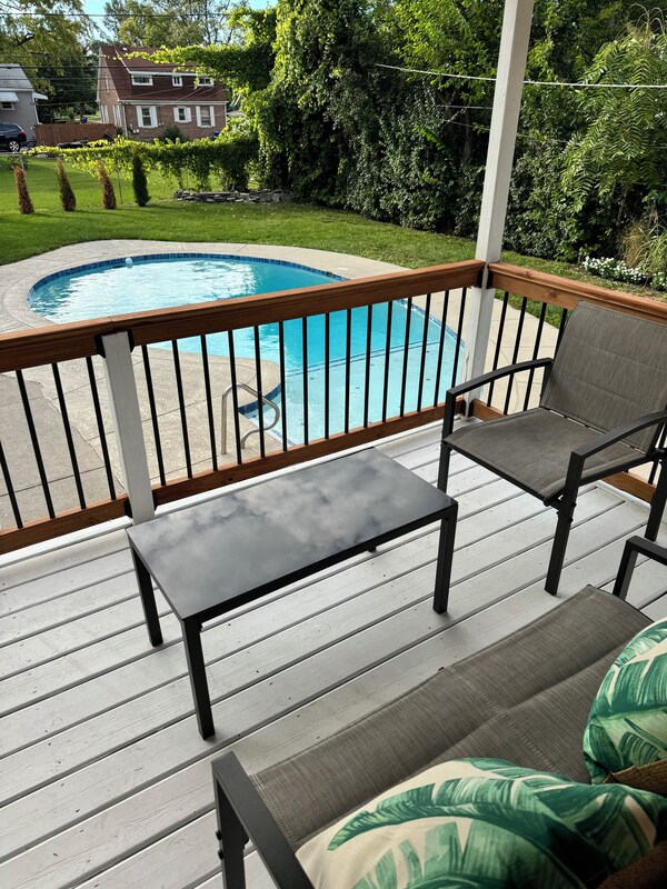 Family Fun-house W/pool & Game Room, 5 Min From Airport And Rosement Attractions - Oak Park, IL