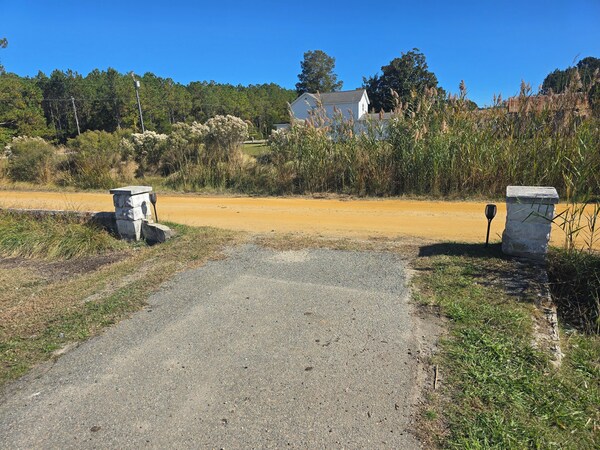 Rv Site On Blanchard Farm -Max Rv Length 24 Ft - Chesapeake Bay