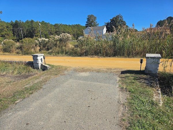 Rv Site On Blanchard Farm -Max Rv Length 24 Ft - Chesapeake Bay