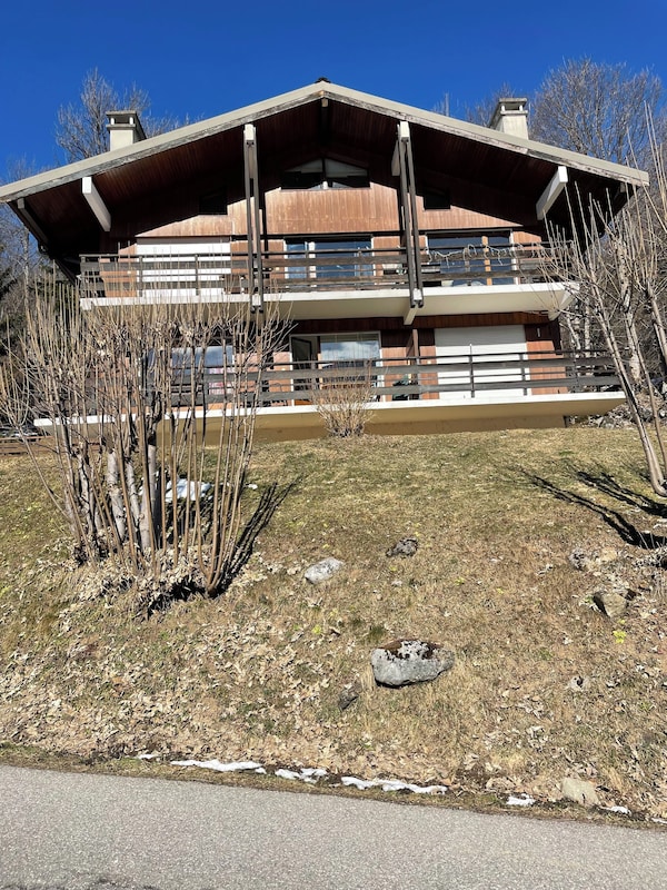Very Cozy Mountain Apartment With A Beautiful View, Sleeps 6, - La Clusaz