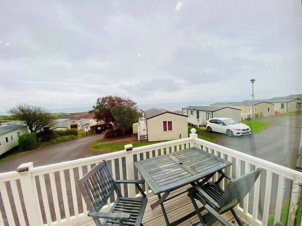 Keats Cherry Exmouth Caravan At Devon Cliffs Resort - England