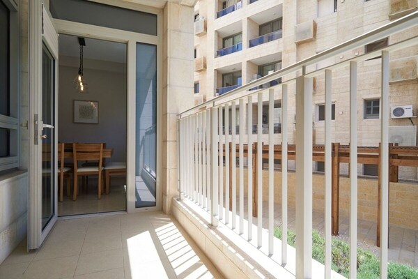 Welcome To «The Chestnut» By Mpj Vacation Rentals Ltd - Jerusalem