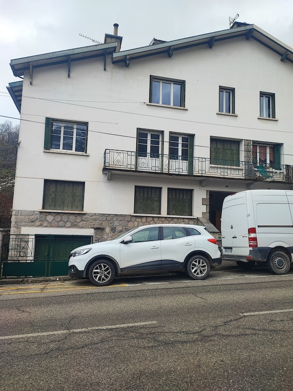 Nouveau Sur Ax Les Thermes ! Grand Appartement De 118 M2 à 5 Min Du Centre-ville - Ax-les-Thermes