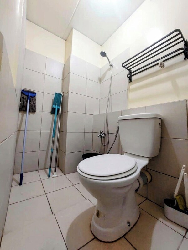 Cozy And Quite Place - Free Wifi Internet - Heart Of Ortigas - Angono