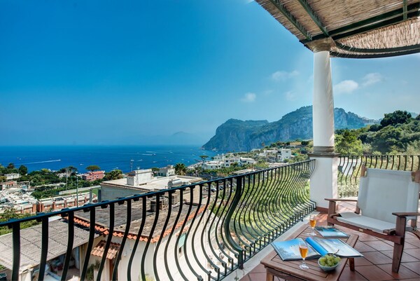 Vacation Home En Isla De Capri Con 2 Habitaciones, Capacidad 4 - Isla de Capri