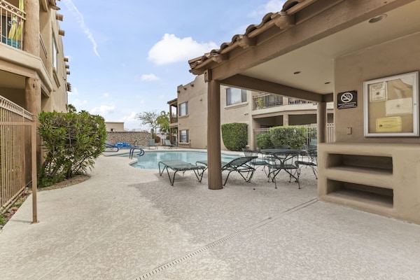 Walk To Fountain Park! Ground-floor Condo W/ Pool, Spa & Private Patio - Fountain Hills, AZ