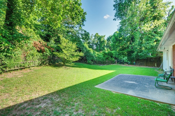 Inviting Vicksburg Home W/ Patio + Charcoal Grill! - Vicksburg, MS