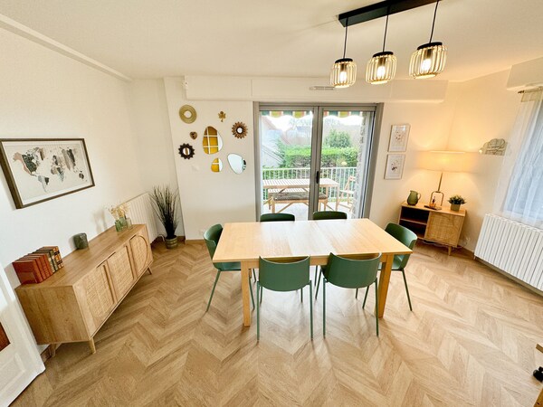 Maison De Charme Sea View - Juno Beach, 30 Meters From The Beach! - Courseulles-sur-Mer